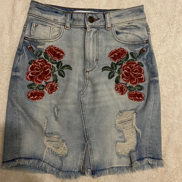 Zara | Skirts | Zara Basic Denim Skirt | Poshmark